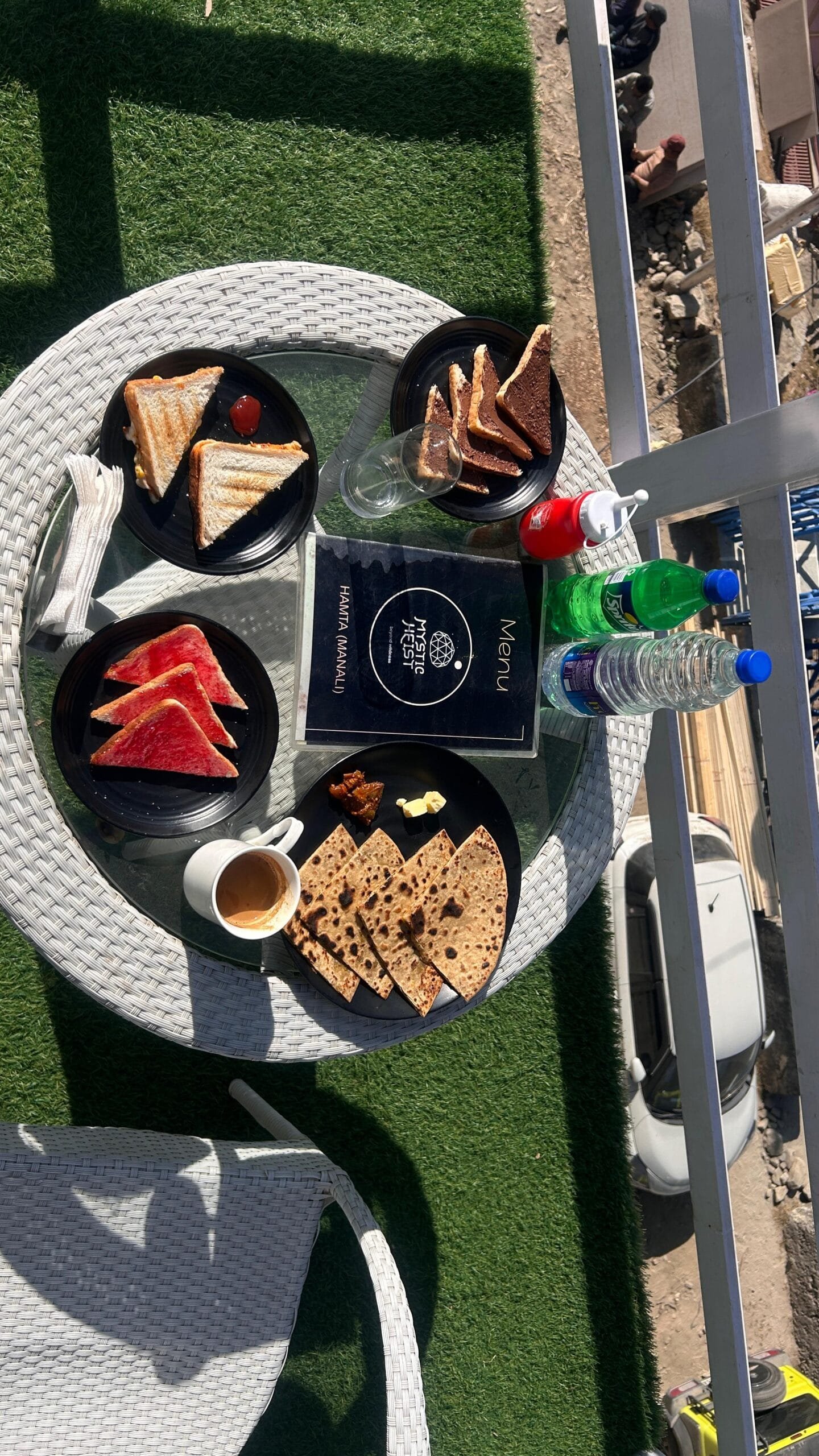 Mystic Cafe - Mystic Heist